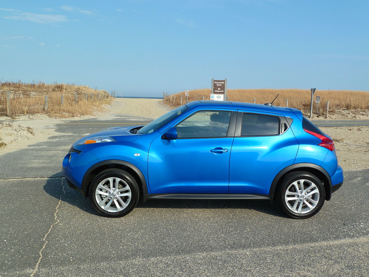 [Pics] Electric Blue SL AWD | Nissan Juke : Juke Forums
